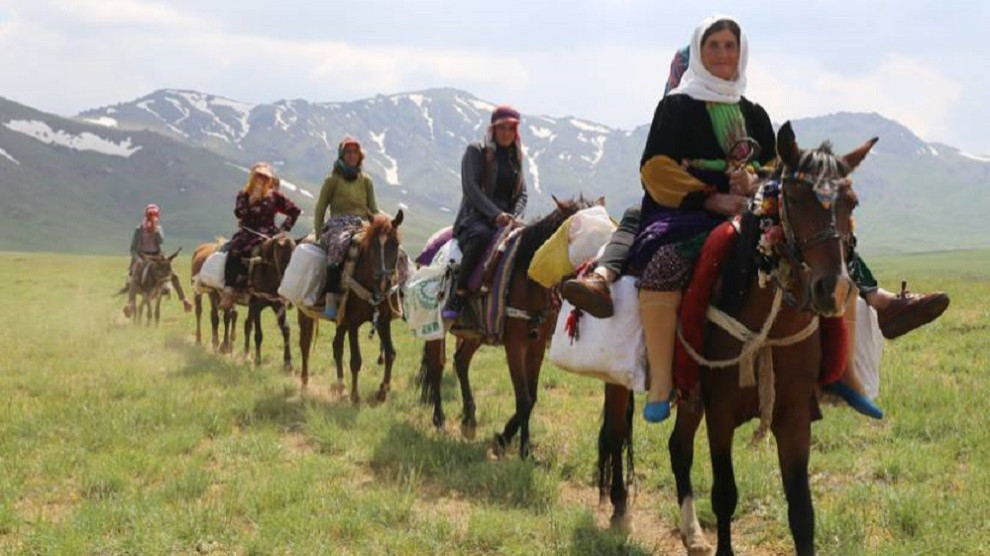Les femmes de Van s'installent sur les hauts plateaux pour l'été ...