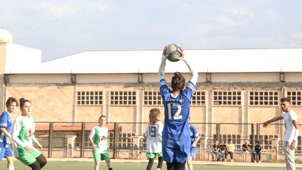 Le Rojava est fier de ses 15000 jeunes sportifs – Kurdistan au féminin