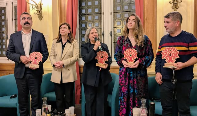 PARIS. Le Prix Danielle Mitterrand 2025 décerné aux militant·es kurdes ...